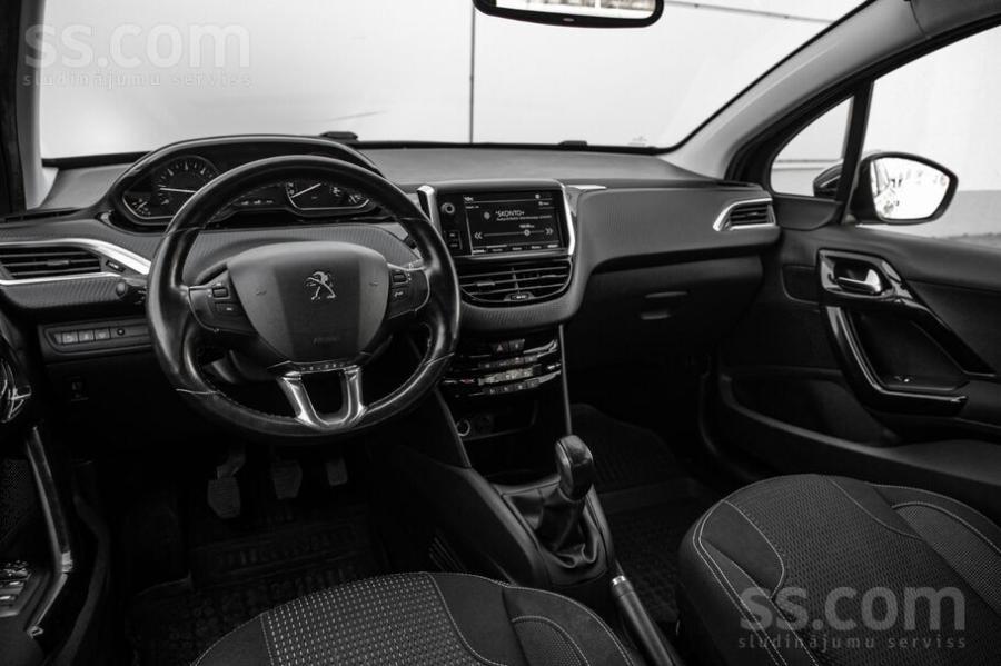 Melns Peugeot 208 2018 Rīga, ar dzinēja tilpumu 1.60 L un nobraukumu 86 tūkst. km par 7500 €, foto 20 vietnē AUTOMOTO.COM.LV