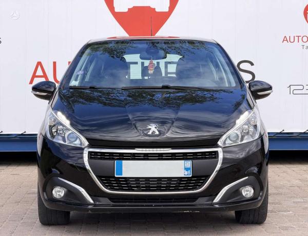 Melns Peugeot 208 2018 Tauragė, ar dzinēja tilpumu 1.20 L un nobraukumu 61 tūkst. km par 6200 €, foto 3 vietnē AUTOMOTO.COM.LV