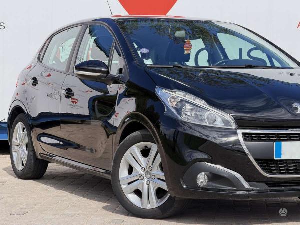 Melns Peugeot 208 2018 Tauragė, ar dzinēja tilpumu 1.20 L un nobraukumu 61 tūkst. km par 6200 €, foto 5 vietnē AUTOMOTO.COM.LV