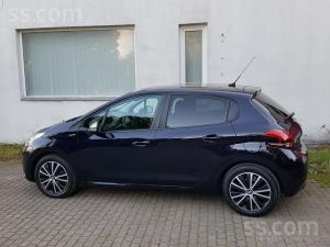 Melns Peugeot 208 2019 Rīga, ar dzinēja tilpumu 1.20 L un nobraukumu 140 tūkst. km par 5100 €, foto 5 vietnē AUTOMOTO.COM.LV