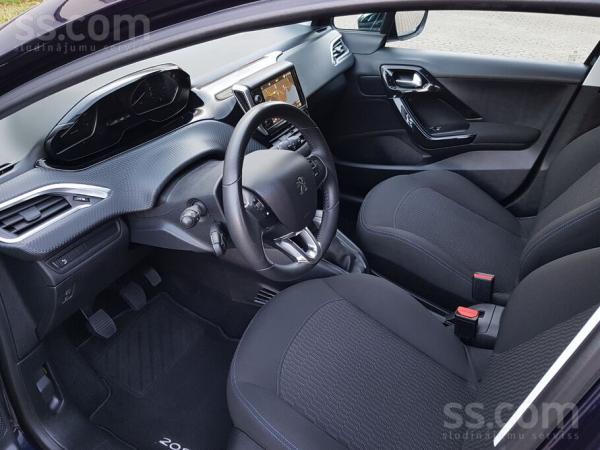 Black Peugeot 208 2019 in Riga, with an engine capacity of 1.20 L and mileage of 140 thousand km for 5100 €, photo 6 on AUTOMOTO.COM.LV