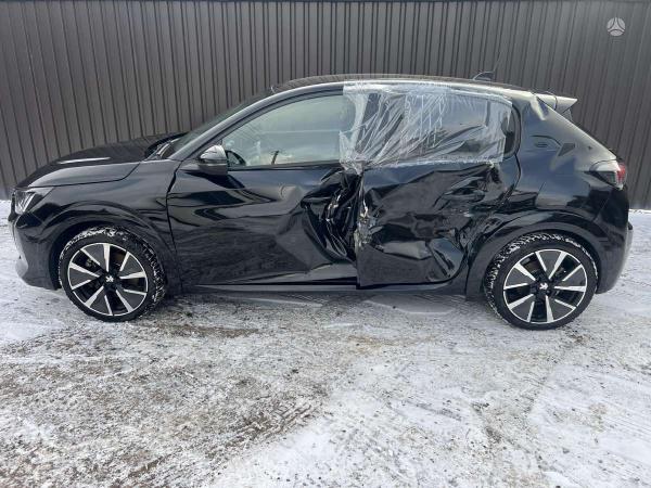Melns Peugeot 208 2020 Kauņa, ar dzinēja tilpumu 0.00 L un nobraukumu 78 tūkst. km par 6700 €, foto 5 vietnē AUTOMOTO.COM.LV
