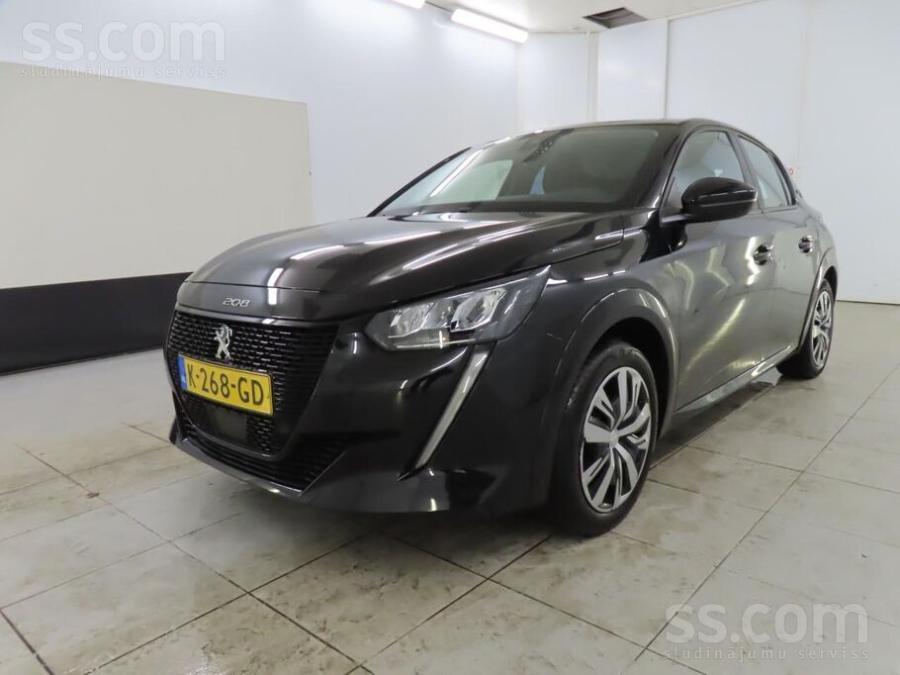 Black Peugeot 208 2020 in Riga, with an engine capacity of 1.40 L and mileage of 129 thousand km for 8945 €, photo 1 on AUTOMOTO.COM.LV