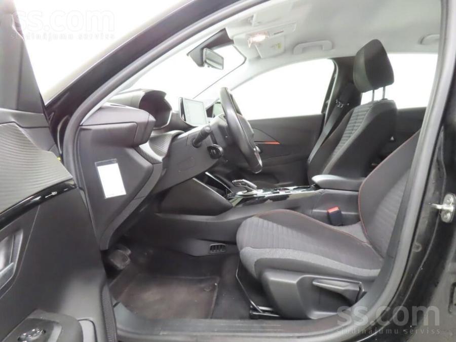 Black Peugeot 208 2020 in Riga, with an engine capacity of 1.40 L and mileage of 129 thousand km for 8945 €, photo 6 on AUTOMOTO.COM.LV