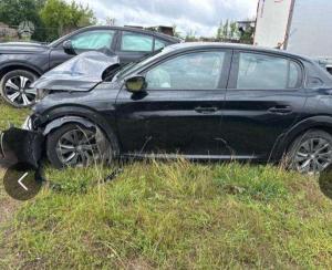 Black Peugeot 208 2020 in Alytus, with an engine capacity of 0.00 L and mileage of 97 thousand km for 3300 €, photo  on AUTOMOTO.COM.LV