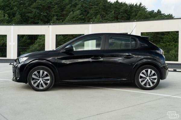 Black Peugeot 208 2020 in Vilnius, with an engine capacity of 0.00 L and mileage of 72 thousand km for 9999 €, photo 4 on AUTOMOTO.COM.LV