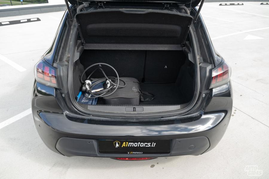 Black Peugeot 208 2020 in Vilnius, with an engine capacity of 0.00 L and mileage of 72 thousand km for 9999 €, photo 20 on AUTOMOTO.COM.LV