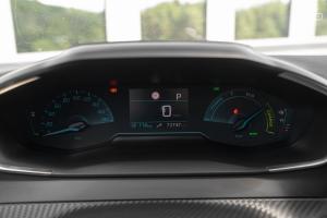 Black Peugeot 208 2020 in Vilnius, with an engine capacity of 0.00 L and mileage of 72 thousand km for 9999 €, photo 23 on AUTOMOTO.COM.LV