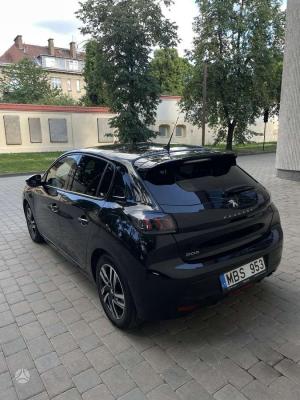 Black Peugeot 208 2021 in Vilnius, with an engine capacity of 1.20 L and mileage of 33 thousand km for 14300 €, photo 5 on AUTOMOTO.COM.LV