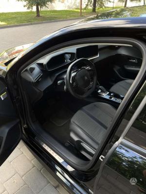 Black Peugeot 208 2021 in Vilnius, with an engine capacity of 1.20 L and mileage of 33 thousand km for 14300 €, photo 10 on AUTOMOTO.COM.LV