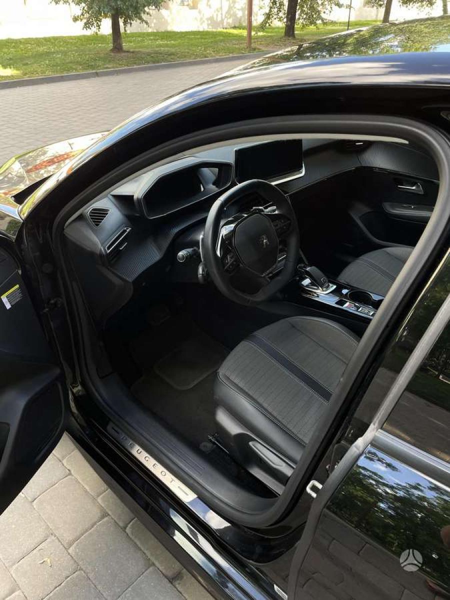 Black Peugeot 208 2021 in Vilnius, with an engine capacity of 1.20 L and mileage of 33 thousand km for 14300 €, photo 10 on AUTOMOTO.COM.LV
