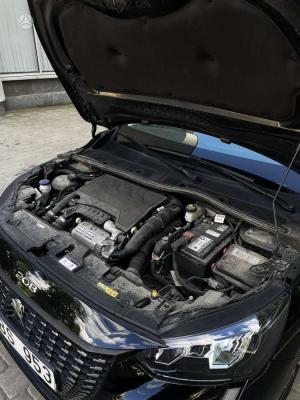 Black Peugeot 208 2021 in Vilnius, with an engine capacity of 1.20 L and mileage of 33 thousand km for 14300 €, photo 16 on AUTOMOTO.COM.LV