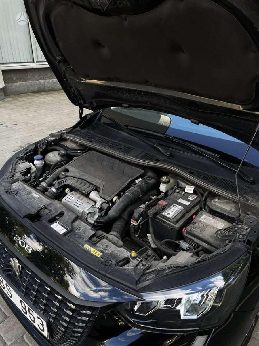 Black Peugeot 208 2021 in Vilnius, with an engine capacity of 1.20 L and mileage of 33 thousand km for 14300 €, photo 16 on AUTOMOTO.COM.LV