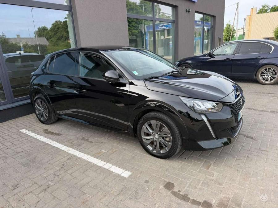 Melns Peugeot 208 2021 Tauragė, ar dzinēja tilpumu 0.00 L un nobraukumu 69 tūkst. km par 9900 €, foto 3 vietnē AUTOMOTO.COM.LV