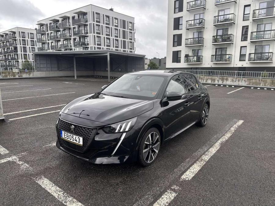 Melns Peugeot 208 2021 Viļņa, ar dzinēja tilpumu 0.00 L un nobraukumu 39 tūkst. km par 11800 €, foto 1 vietnē AUTOMOTO.COM.LV