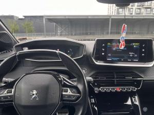 Melns Peugeot 208 2021 Viļņa, ar dzinēja tilpumu 0.00 L un nobraukumu 39 tūkst. km par 11800 €, foto 4 vietnē AUTOMOTO.COM.LV