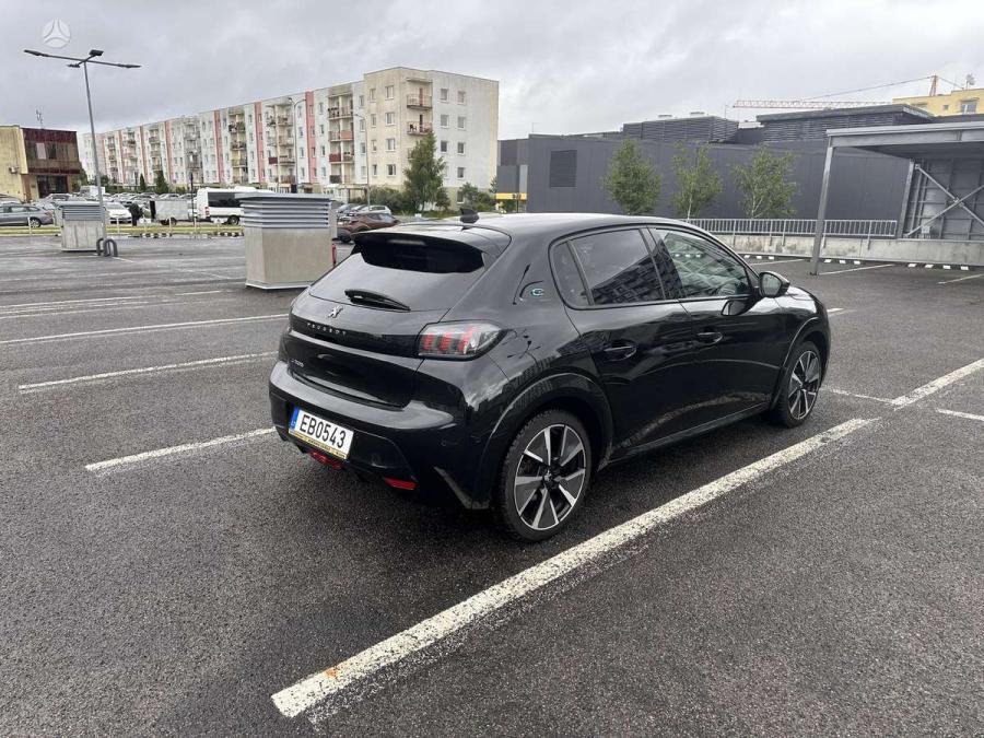 Melns Peugeot 208 2021 Viļņa, ar dzinēja tilpumu 0.00 L un nobraukumu 39 tūkst. km par 11800 €, foto 8 vietnē AUTOMOTO.COM.LV