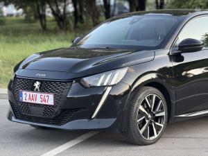 Melns Peugeot 208 2021 Kauņa, ar dzinēja tilpumu 1.50 L un nobraukumu 173 tūkst. km par 9400 €, foto 5 vietnē AUTOMOTO.COM.LV