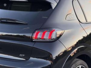 Melns Peugeot 208 2021 Kauņa, ar dzinēja tilpumu 1.50 L un nobraukumu 173 tūkst. km par 9400 €, foto 10 vietnē AUTOMOTO.COM.LV