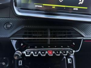 Melns Peugeot 208 2021 Kauņa, ar dzinēja tilpumu 1.50 L un nobraukumu 173 tūkst. km par 9400 €, foto 20 vietnē AUTOMOTO.COM.LV