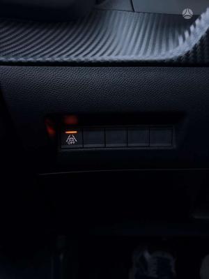 Melns Peugeot 208 2021 Kauņa, ar dzinēja tilpumu 1.50 L un nobraukumu 173 tūkst. km par 9400 €, foto 31 vietnē AUTOMOTO.COM.LV