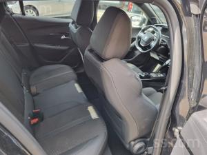 Black Peugeot 208 2023 in Riga, with an engine capacity of 1.20 L and mileage of 54 thousand km for 14500 €, photo 7 on AUTOMOTO.COM.LV