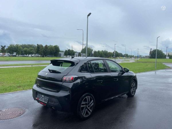 Black Peugeot 208 2023 in Kaunas, with an engine capacity of 1.20 L and mileage of 151 thousand km for 9999 €, photo 5 on AUTOMOTO.COM.LV