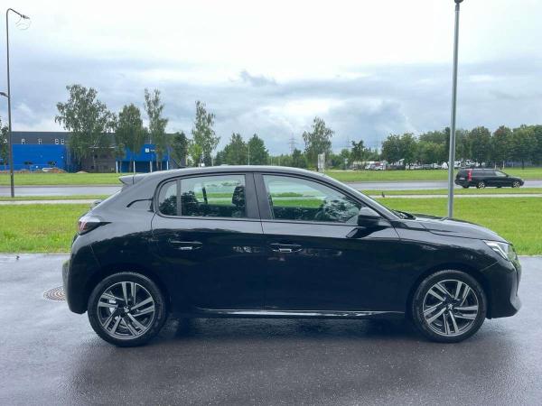 Black Peugeot 208 2023 in Kaunas, with an engine capacity of 1.20 L and mileage of 151 thousand km for 9999 €, photo 6 on AUTOMOTO.COM.LV