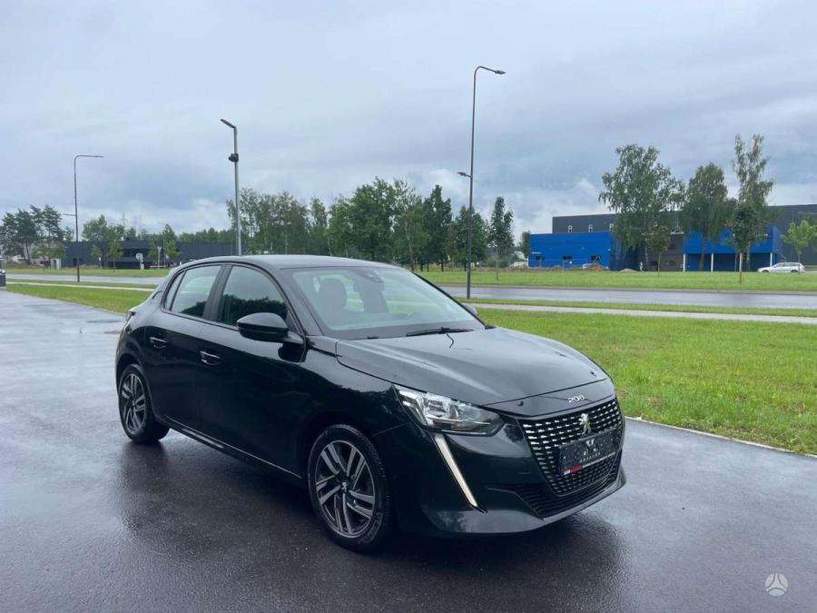Black Peugeot 208 2023 in Kaunas, with an engine capacity of 1.20 L and mileage of 151 thousand km for 9999 €, photo 8 on AUTOMOTO.COM.LV