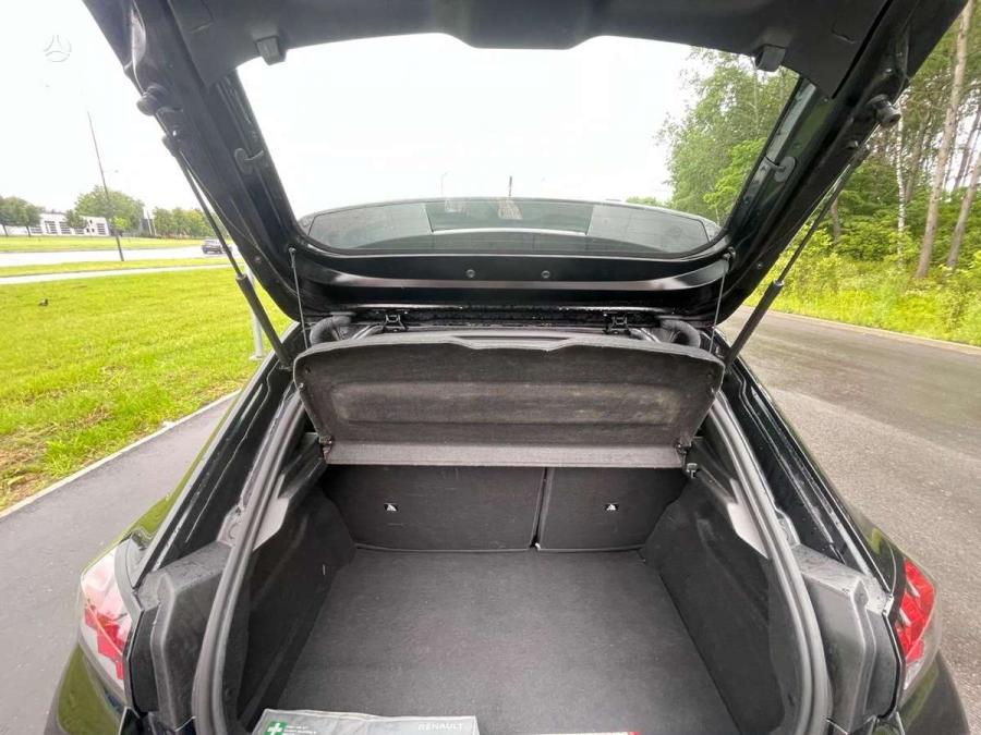 Black Peugeot 208 2023 in Kaunas, with an engine capacity of 1.20 L and mileage of 151 thousand km for 9999 €, photo 12 on AUTOMOTO.COM.LV