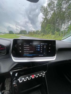 Black Peugeot 208 2023 in Kaunas, with an engine capacity of 1.20 L and mileage of 151 thousand km for 9999 €, photo 19 on AUTOMOTO.COM.LV
