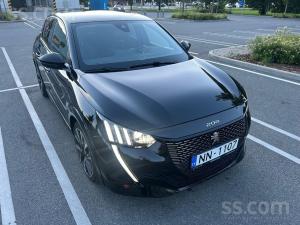 Черный Пежо 208 2023 в Рига, объемом двигателя 1.20 л и пробегом 62 тыс. км за 14200 €, фото 13 на AUTOMOTO.COM.LV