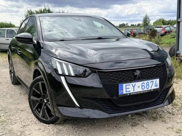 Melns Peugeot 208 2023 Rīga, ar dzinēja tilpumu 0.00 L un nobraukumu 49 tūkst. km par 18995 €, foto 1 vietnē AUTOMOTO.COM.LV