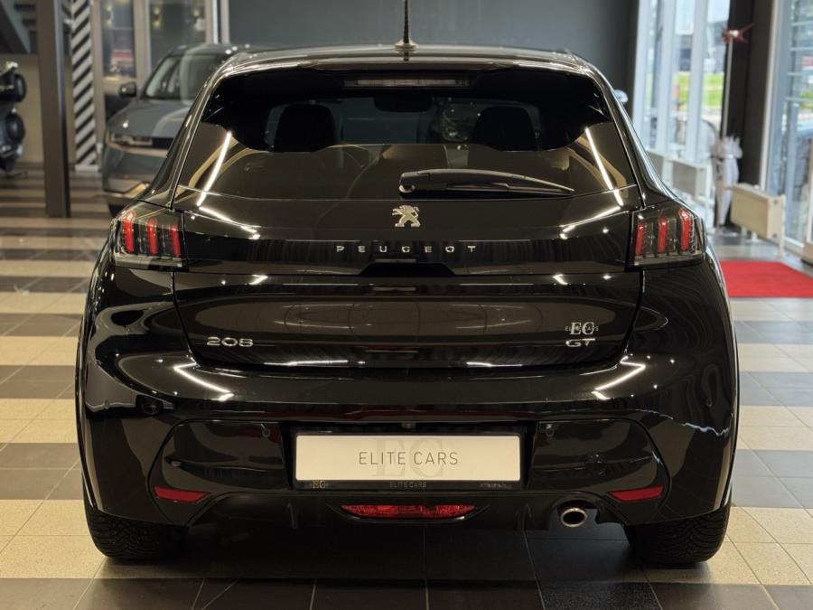 Black Peugeot 208 2023 in Riga, with an engine capacity of 1.20 L and mileage of 37 thousand km for 14990 €, photo 9 on AUTOMOTO.COM.LV