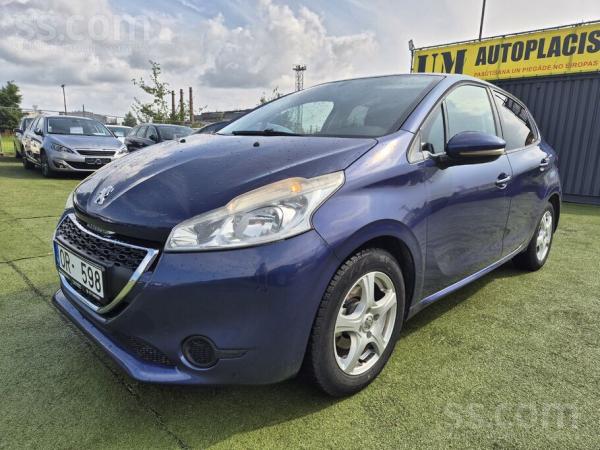 Blue Peugeot 208 2012 in Liepaja, with an engine capacity of 1.40 L and mileage of 198 thousand km for 3800 €, photo 1 on AUTOMOTO.COM.LV