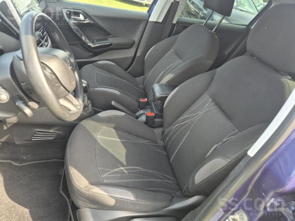 Blue Peugeot 208 2012 in Liepaja, with an engine capacity of 1.40 L and mileage of 198 thousand km for 3800 €, photo 10 on AUTOMOTO.COM.LV