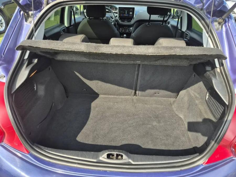 Blue Peugeot 208 2012 in Liepaja, with an engine capacity of 1.40 L and mileage of 198 thousand km for 3800 €, photo 22 on AUTOMOTO.COM.LV