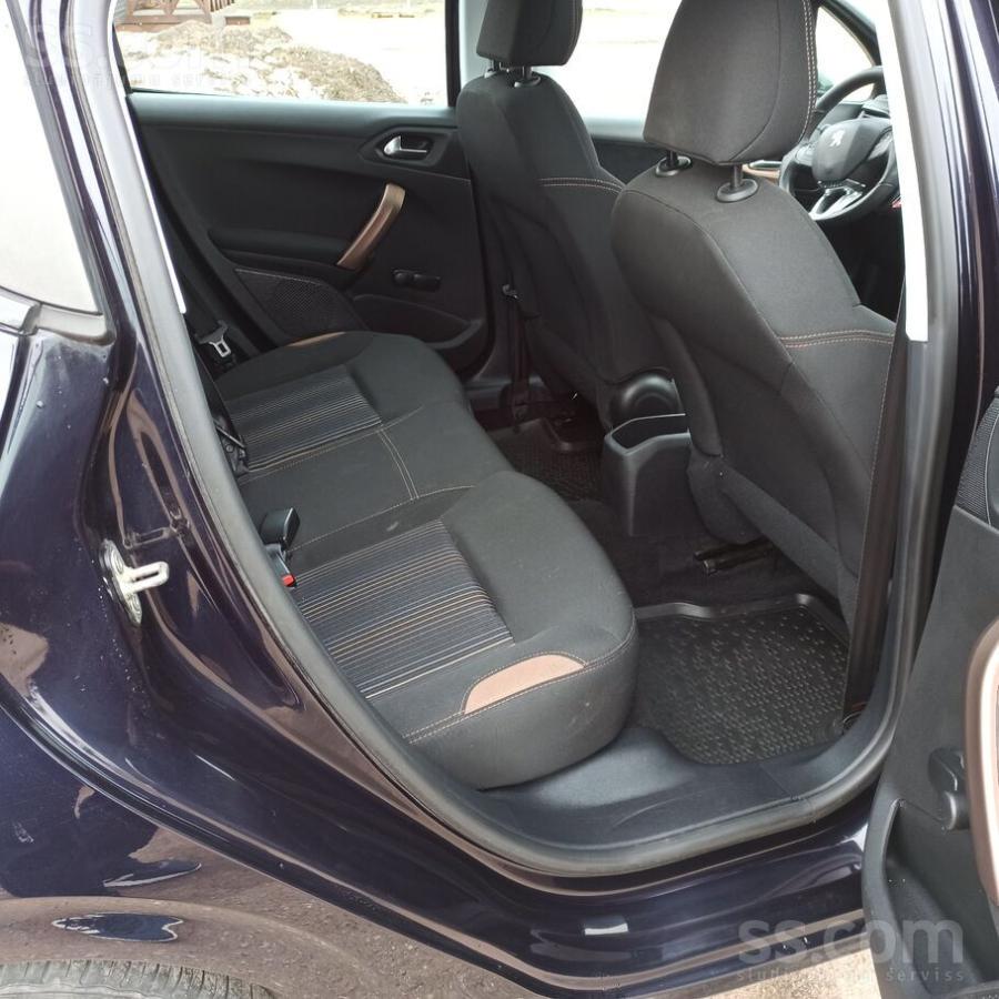 Zils Peugeot 208 2013 Daugavpils, ar dzinēja tilpumu 1.20 L un nobraukumu 0 tūkst. km par 5150 €, foto 15 vietnē AUTOMOTO.COM.LV