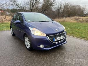 Blue Peugeot 208 2014 in Daugavpils, with an engine capacity of 1.40 L and mileage of 246 thousand km for 4450 €, photo  on AUTOMOTO.COM.LV