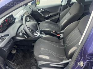 Blue Peugeot 208 2014 in Daugavpils, with an engine capacity of 1.40 L and mileage of 246 thousand km for 4450 €, photo 9 on AUTOMOTO.COM.LV