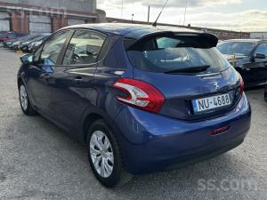Zils Peugeot 208 2014 Daugavpils, ar dzinēja tilpumu 1.40 L un nobraukumu 0 tūkst. km par 4800 €, foto 5 vietnē AUTOMOTO.COM.LV