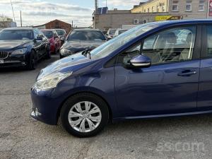Zils Peugeot 208 2014 Daugavpils, ar dzinēja tilpumu 1.40 L un nobraukumu 0 tūkst. km par 4800 €, foto 8 vietnē AUTOMOTO.COM.LV
