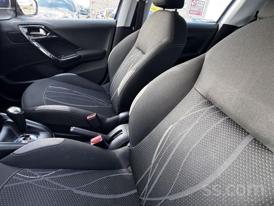 Zils Peugeot 208 2014 Daugavpils, ar dzinēja tilpumu 1.40 L un nobraukumu 0 tūkst. km par 4800 €, foto 25 vietnē AUTOMOTO.COM.LV