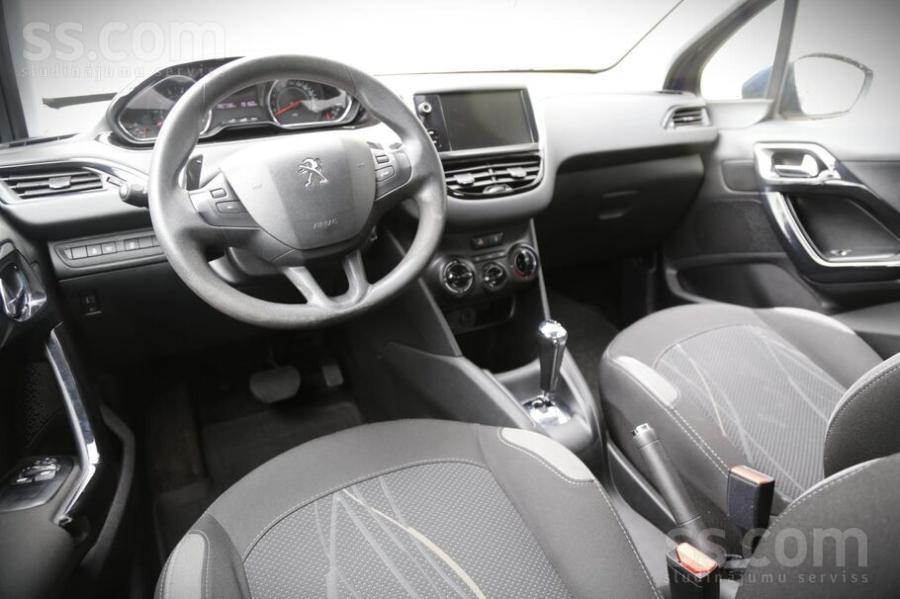Zils Peugeot 208 2015 Rīga, ar dzinēja tilpumu 1.20 L un nobraukumu 191 tūkst. km par 3995 €, foto 8 vietnē AUTOMOTO.COM.LV