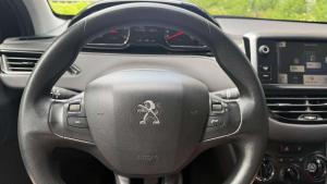 Blue Peugeot 208 2015 in Vilnius, with an engine capacity of 1.40 L and mileage of 158 thousand km for 2950 €, photo 13 on AUTOMOTO.COM.LV