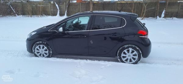 Blue Peugeot 208 2016 in Telschi, with an engine capacity of 1.60 L and mileage of 168 thousand km for 4500 €, photo 8 on AUTOMOTO.COM.LV
