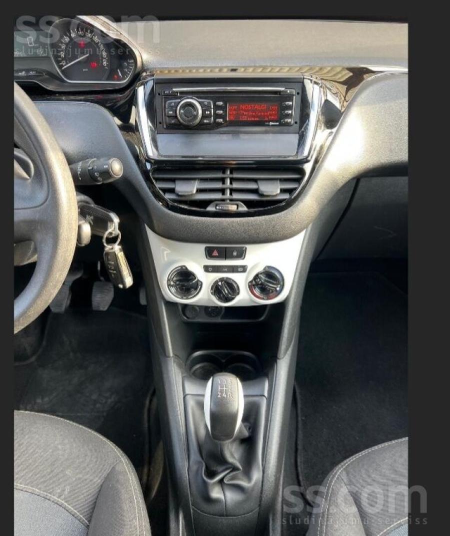 Zils Peugeot 208 2018 Rīga, ar dzinēja tilpumu 1.20 L un nobraukumu 112 tūkst. km par 5757 €, foto 12 vietnē AUTOMOTO.COM.LV