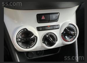 Zils Peugeot 208 2018 Rīga, ar dzinēja tilpumu 1.20 L un nobraukumu 112 tūkst. km par 5757 €, foto 13 vietnē AUTOMOTO.COM.LV