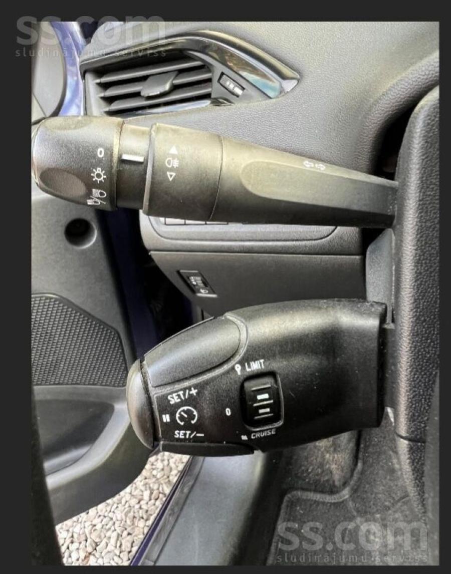 Zils Peugeot 208 2018 Rīga, ar dzinēja tilpumu 1.20 L un nobraukumu 112 tūkst. km par 5757 €, foto 14 vietnē AUTOMOTO.COM.LV