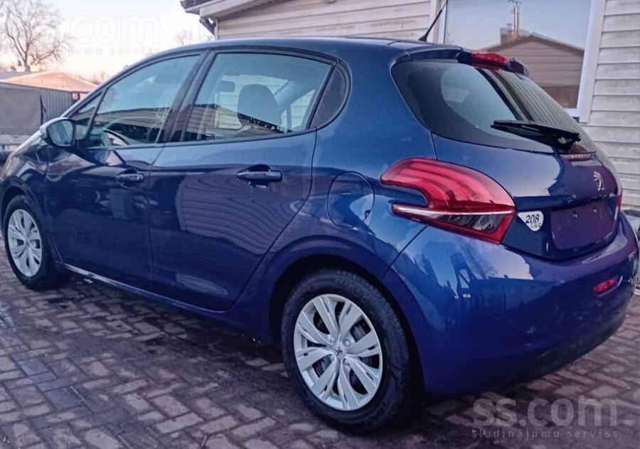 Zils Peugeot 208 2018 Rīga, ar dzinēja tilpumu 1.20 L un nobraukumu 112 tūkst. km par 5757 €, foto 18 vietnē AUTOMOTO.COM.LV